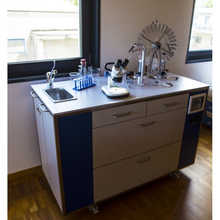 5626.1 – Eureka – laboratorio completo di biologia – OPTIKASCIENCE